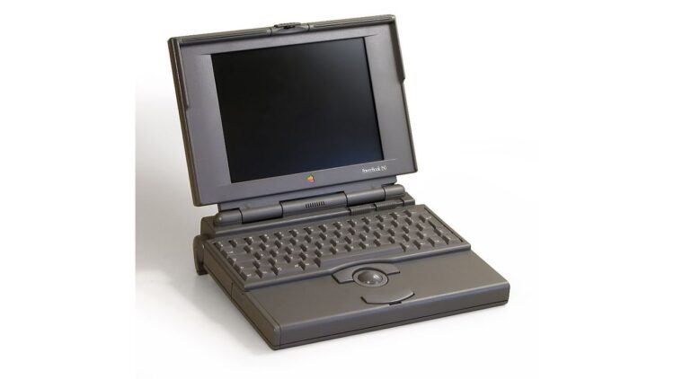 15 Most Iconic Apple Products of All Time That Revolutionized Tech ...